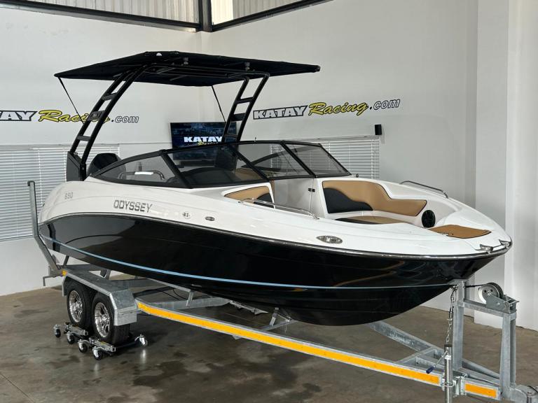 New 2026 Odyssey 650 Powered by the 250hp V8 Mercury 4-Stroke Outboard ...
