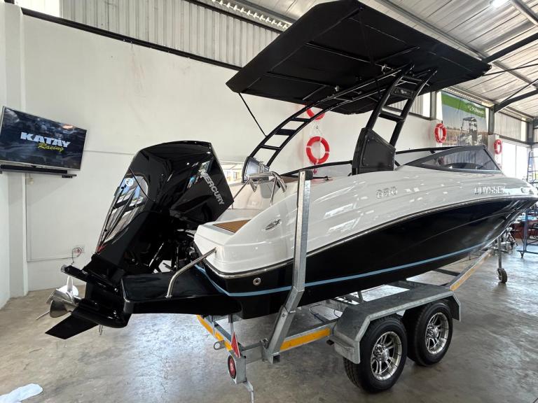New 2026 Odyssey 650 Powered by the 250hp V8 Mercury 4-Stroke Outboard ...