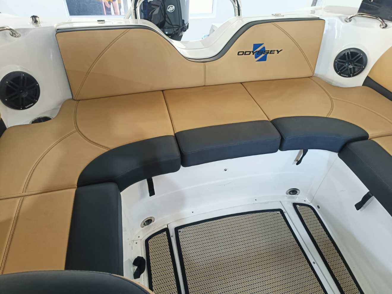 New 2026 Odyssey 650 Powered by the 250hp V8 Mercury 4-Stroke Outboard ...